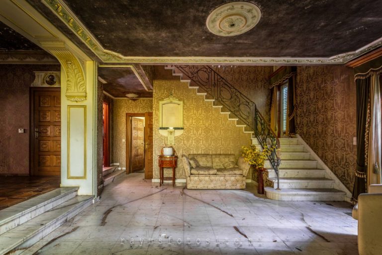 Villa Ginette, urbex België | Een enorme verlaten villa | Manoir