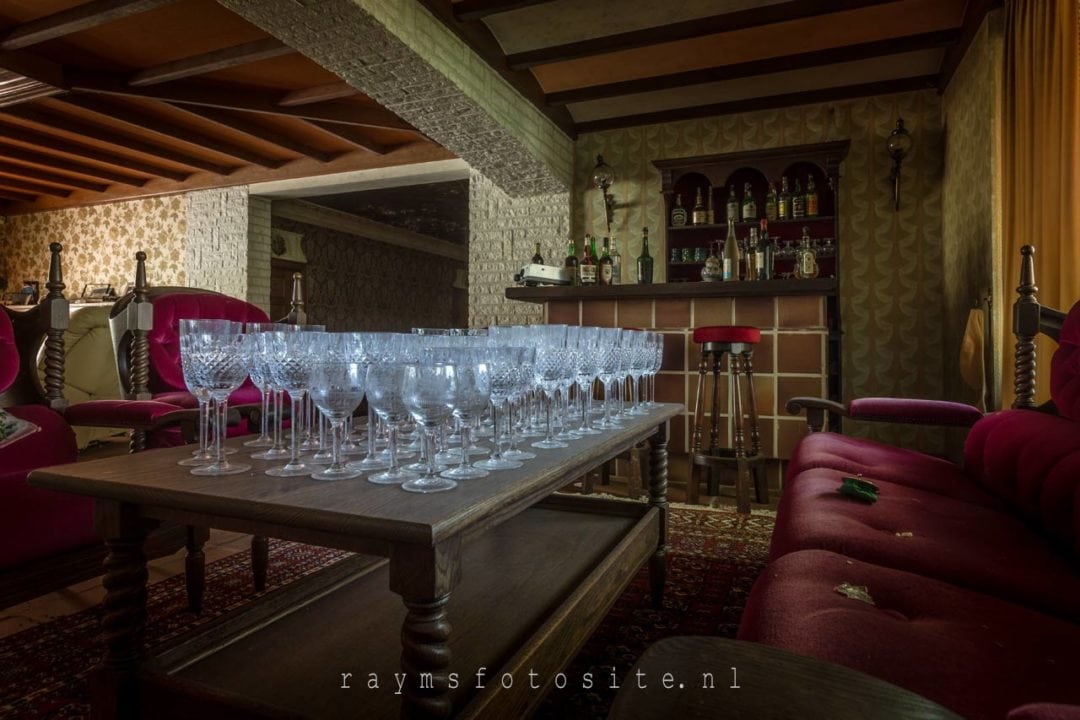 Villa Ginette, urbex België | Een enorme verlaten villa | Manoir